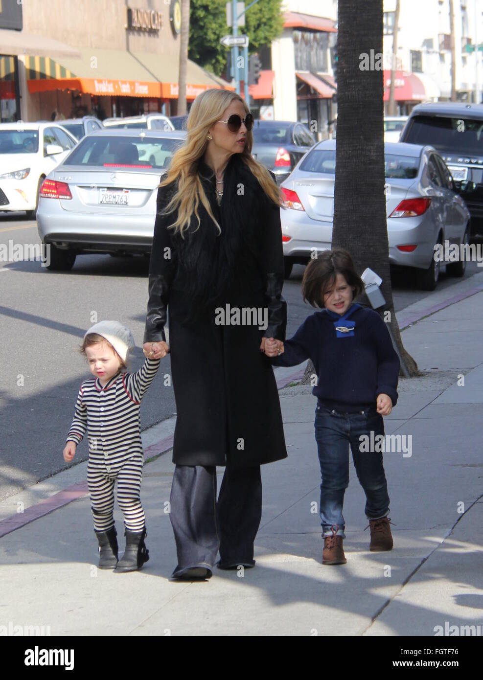 Rachel Zoe spotted out with her husband Rodger Berman and their sons ...