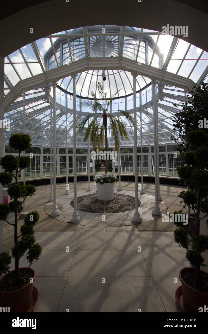 The conservatory in the gardens of Chiswick House in West London ...