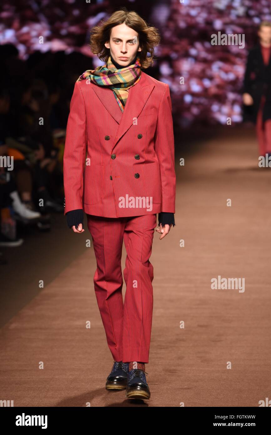 Milan Fashion Week Men's Fall/Winter 2016/17 - Etro - Runway Featuring ...