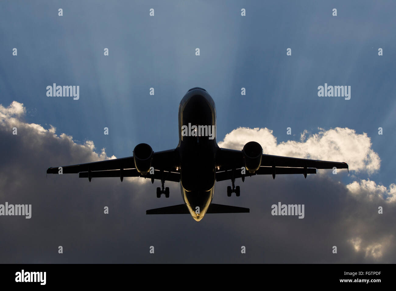 Long Distance Aircraft Stock Photos & Long Distance Aircraft Stock ...