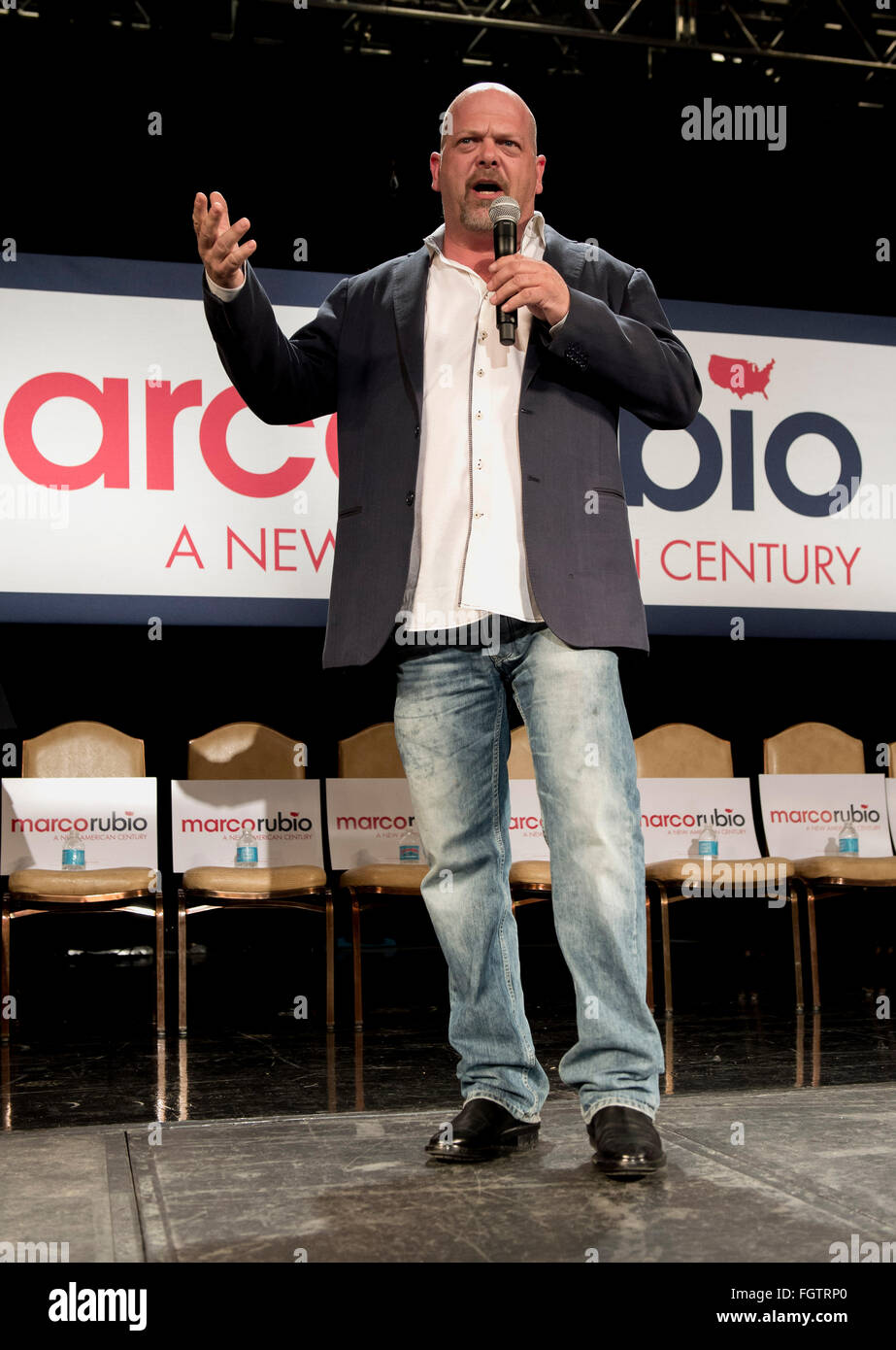 Pawn stars rick harrison hi-res stock photography and images - Alamy