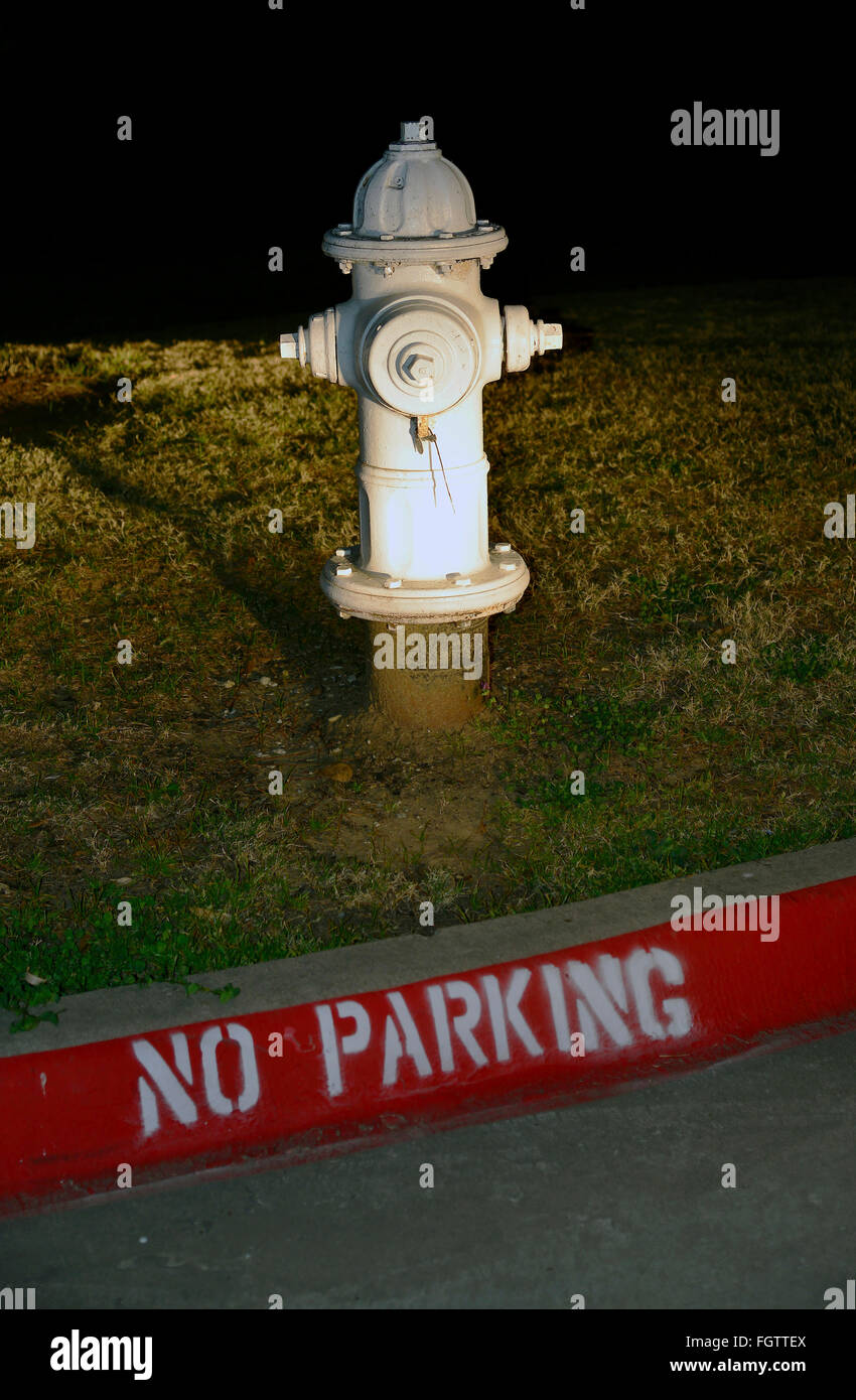 Parking Notice High Resolution Stock Photography and Images - Alamy