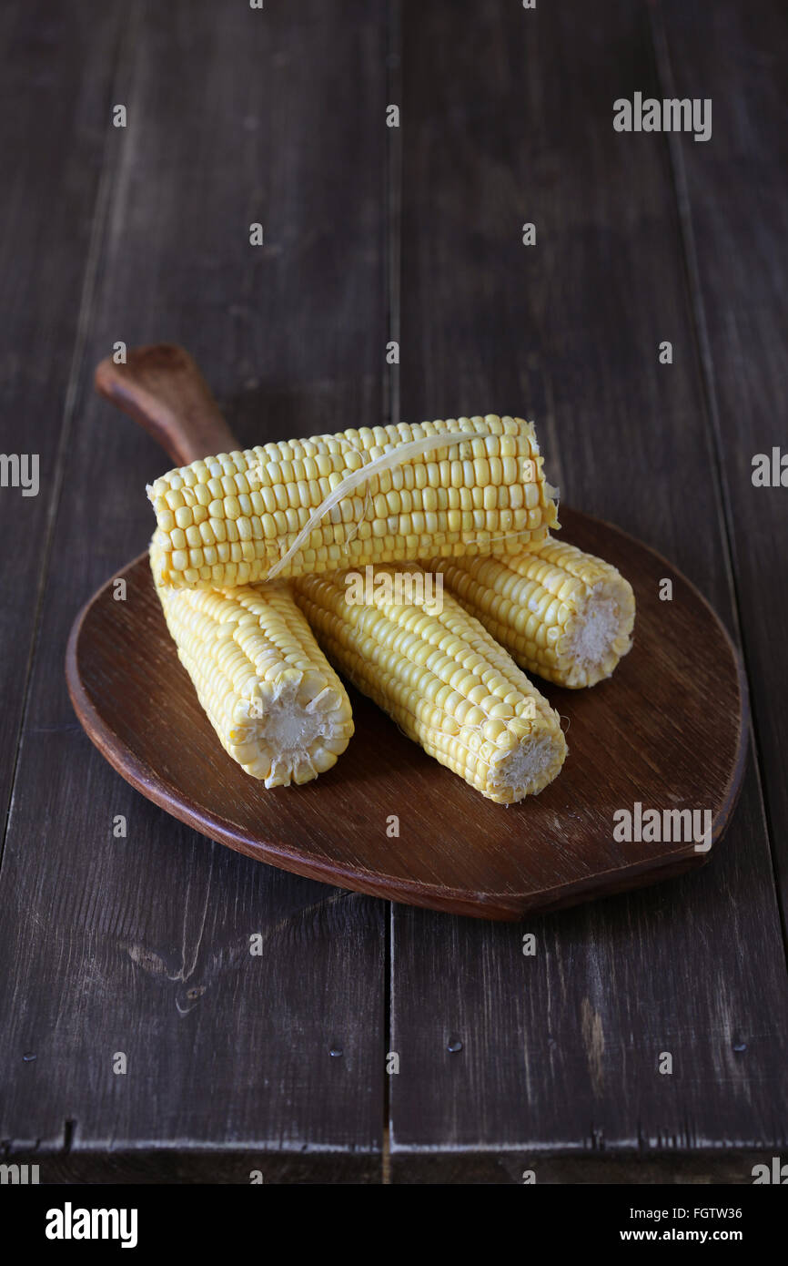 cob sweet corn Stock Photo - Alamy