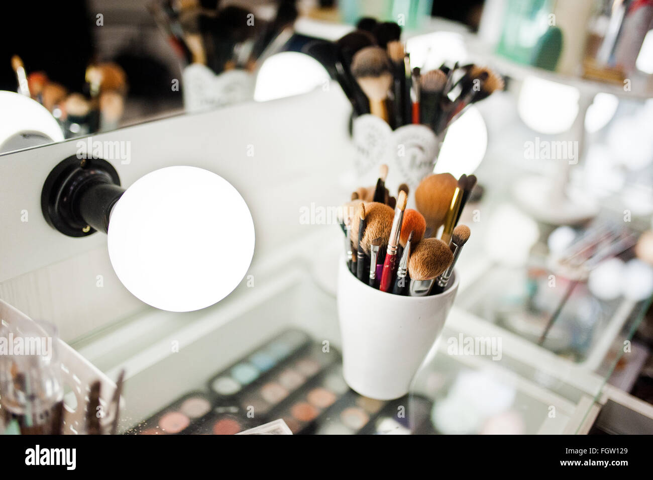 Set of brushes for makeup Stock Photo - Alamy