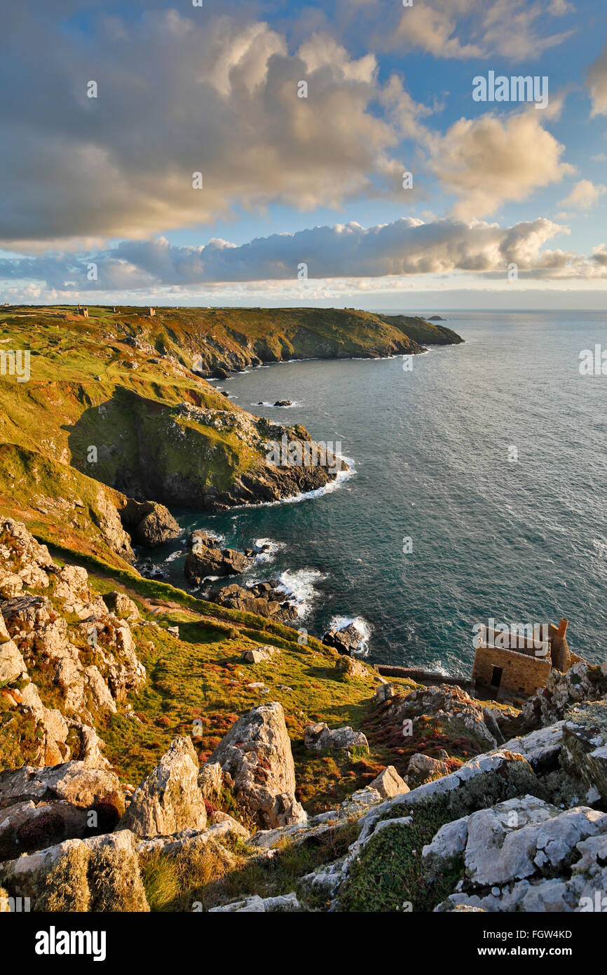 Botallack cornwall and poldark hi-res stock photography and images - Alamy
