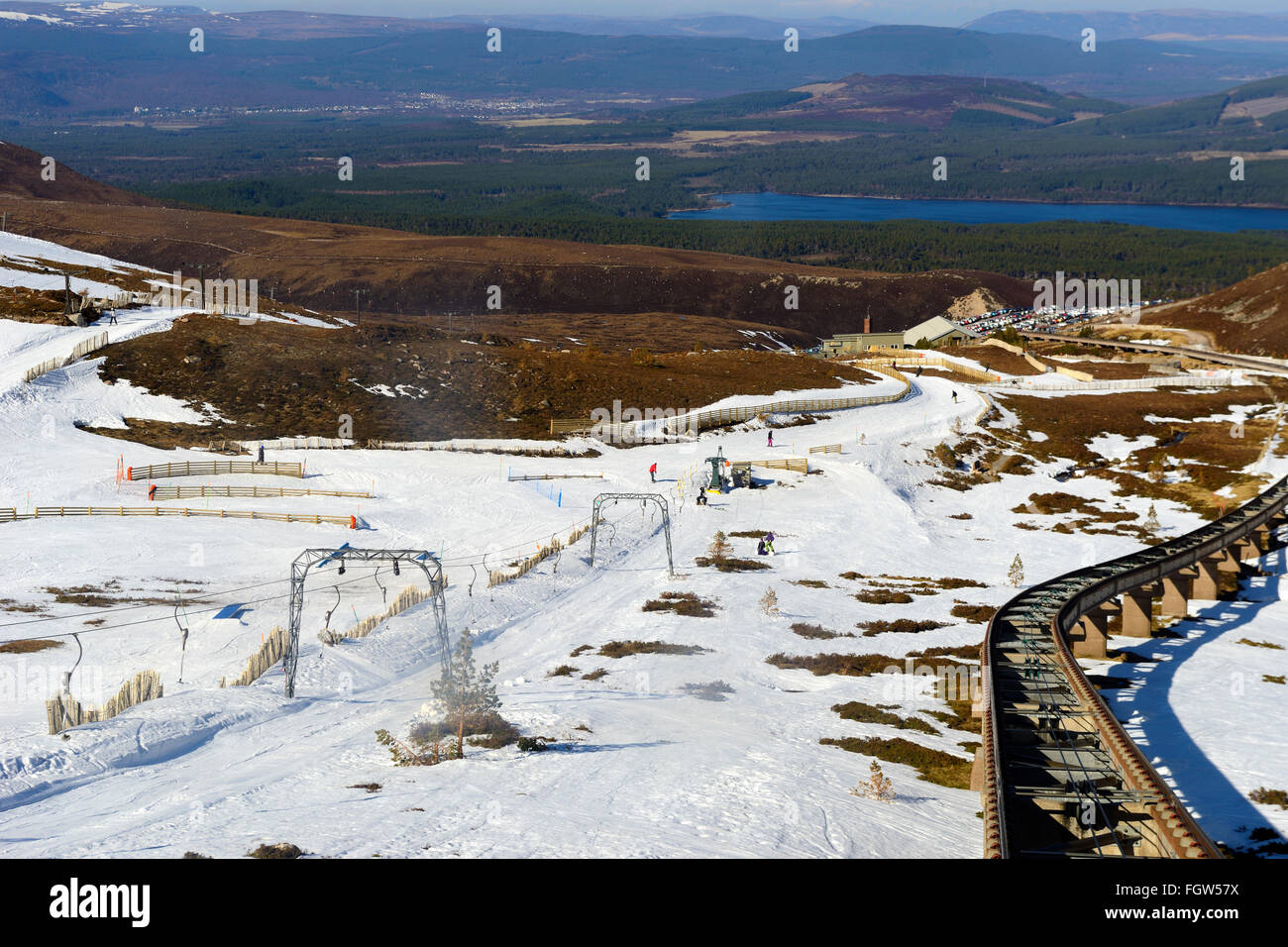Cairngorm mountain funicular railway aviemore hi-res stock photography ...