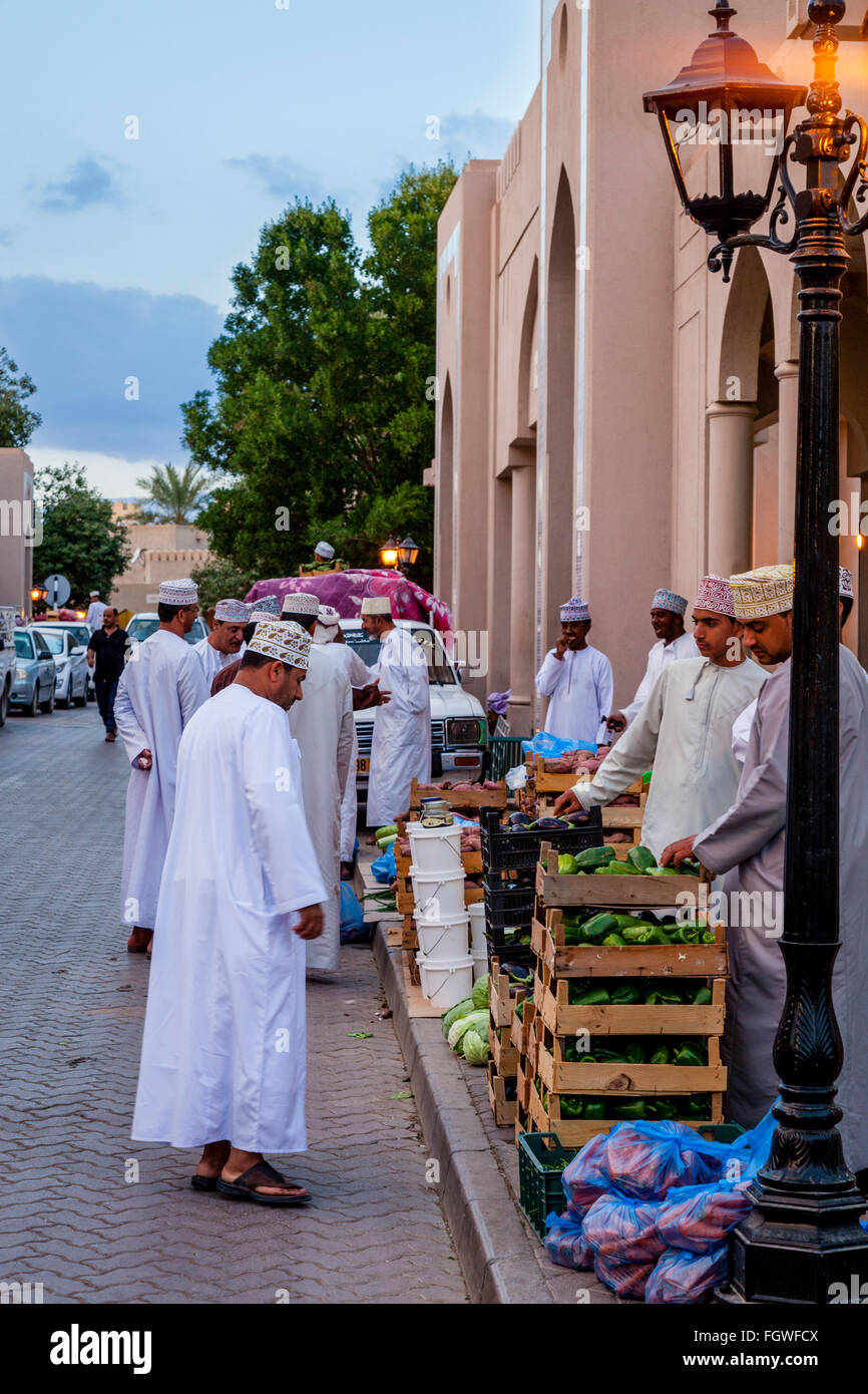 Omani Men Shopping In The Vegetable Market, Nizwa, Ad Dakhiliyah Region ...