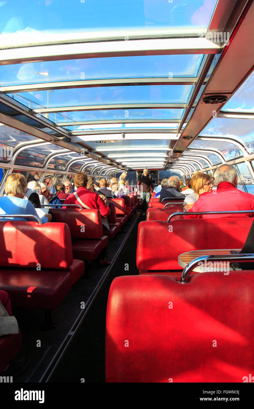 Dutch barge interior hi-res stock photography and images - Alamy