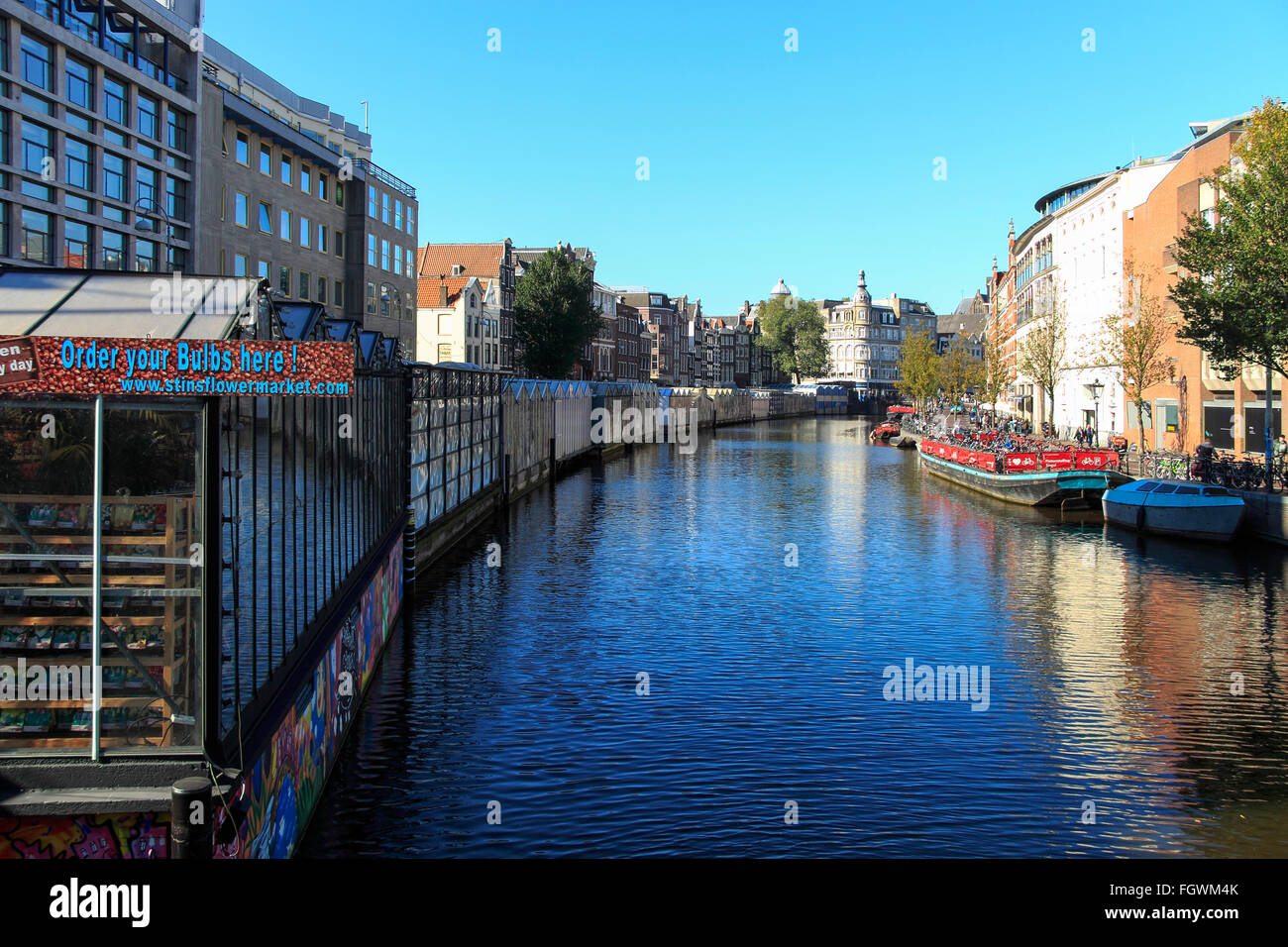 Floating flower market hi-res stock photography and images - Alamy