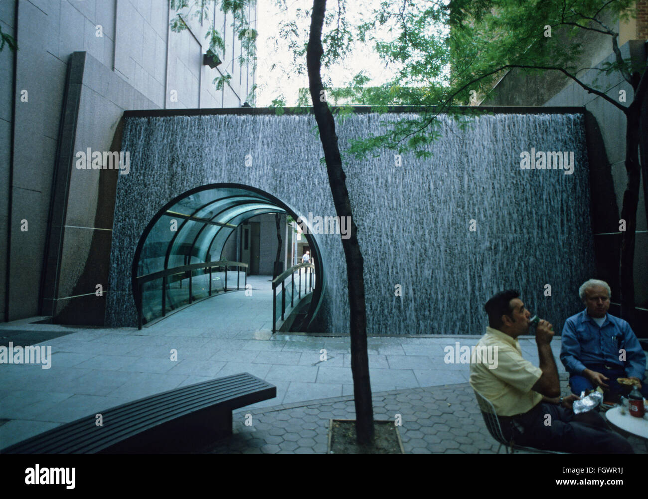 Paley park hi-res stock photography and images - Alamy