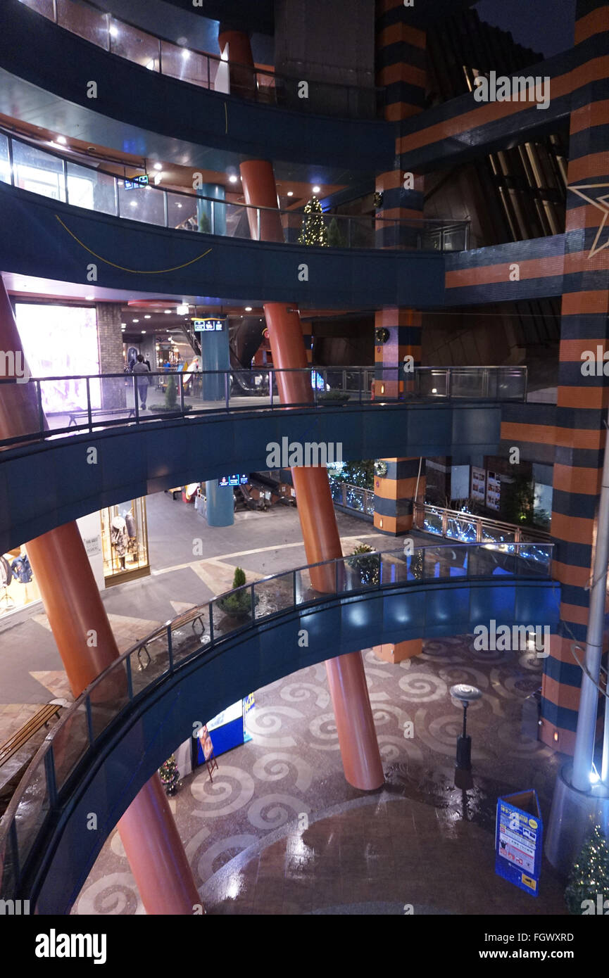 Unusual shopping mall hi-res stock photography and images - Alamy