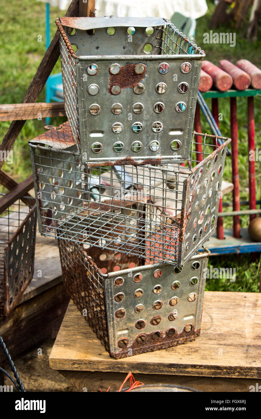 Vintage wire baskets hi-res stock photography and images - Alamy