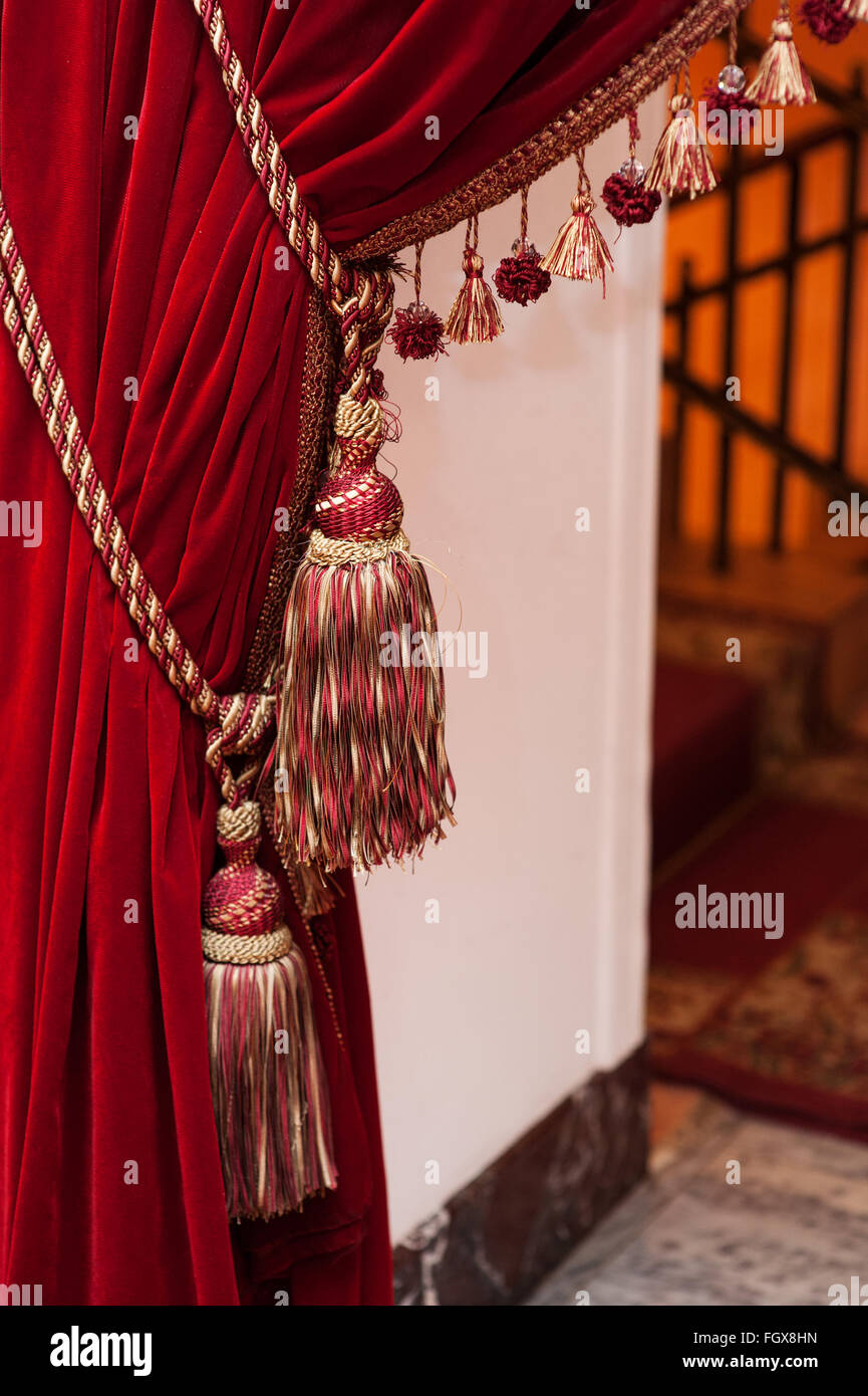 Beautiful curtain hi-res stock photography and images - Alamy