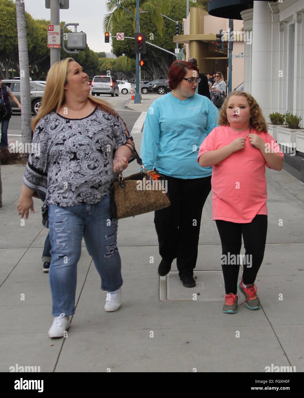 'Honey Boo Boo' Star Alana Thompson filming with Mama June and family ...