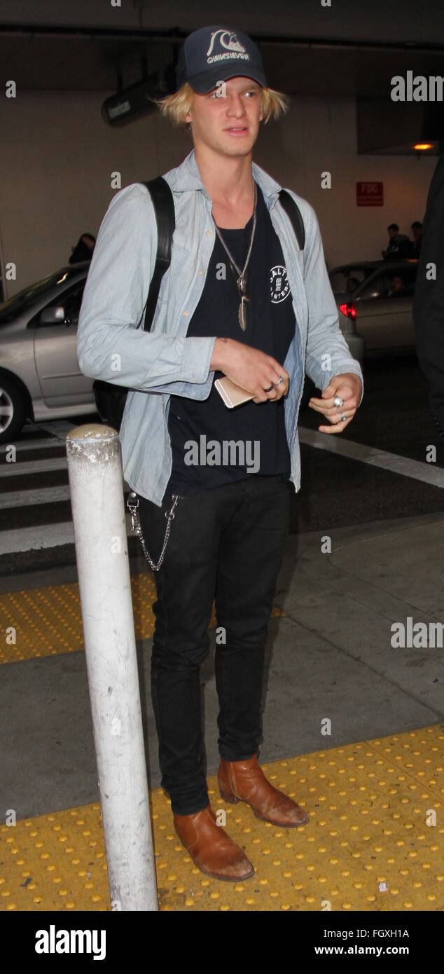 Australian singer Cody Simpson arrives at Los Angeles International ...
