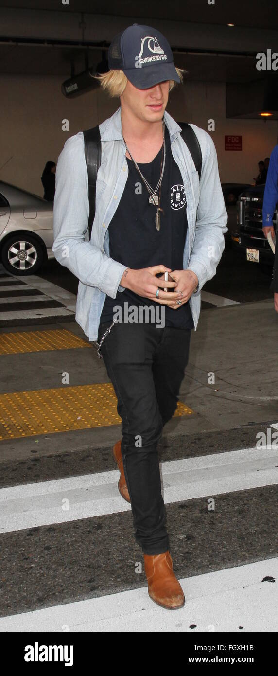Australian singer Cody Simpson arrives at Los Angeles International ...