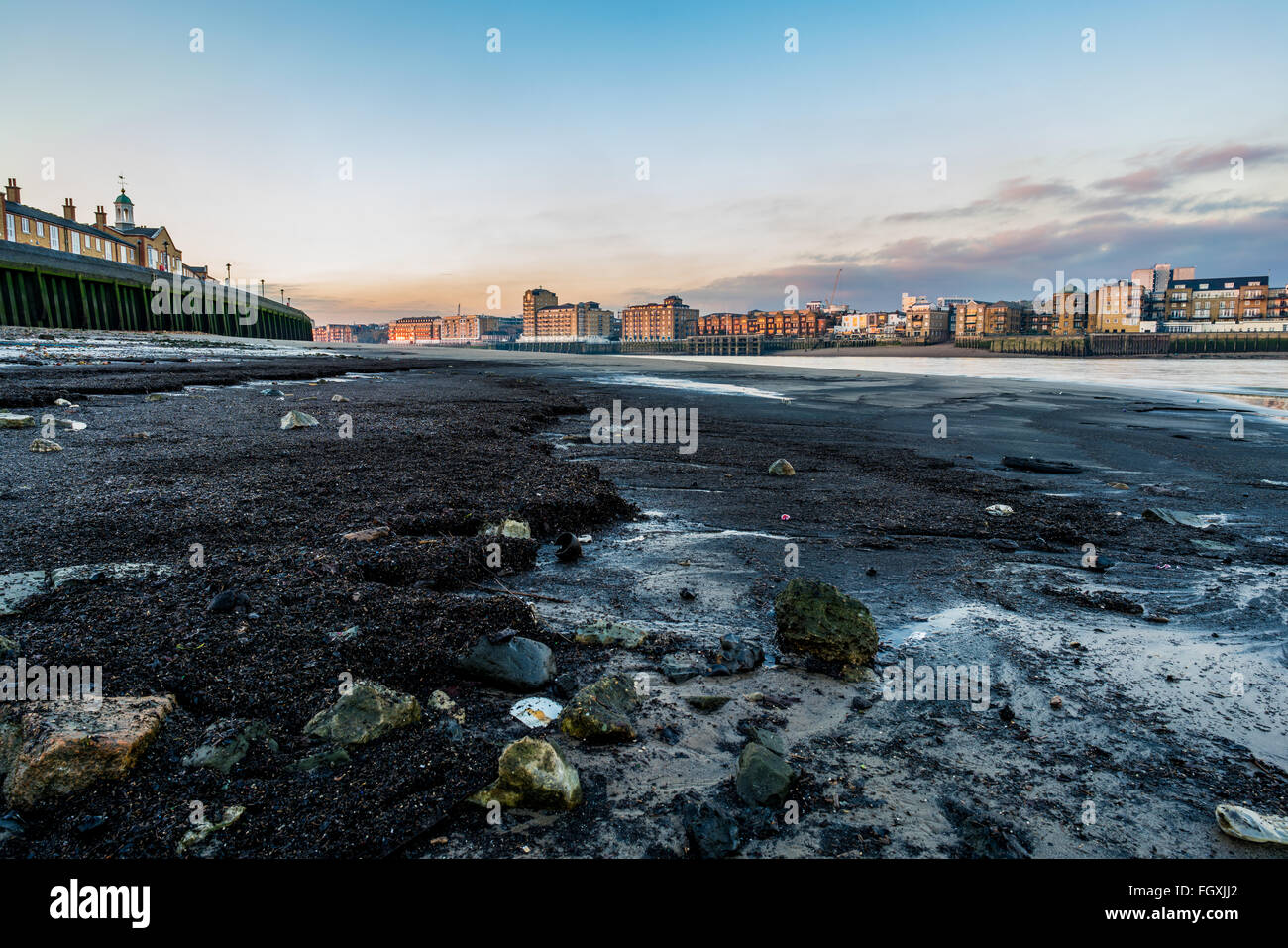 Debris river hi-res stock photography and images - Alamy