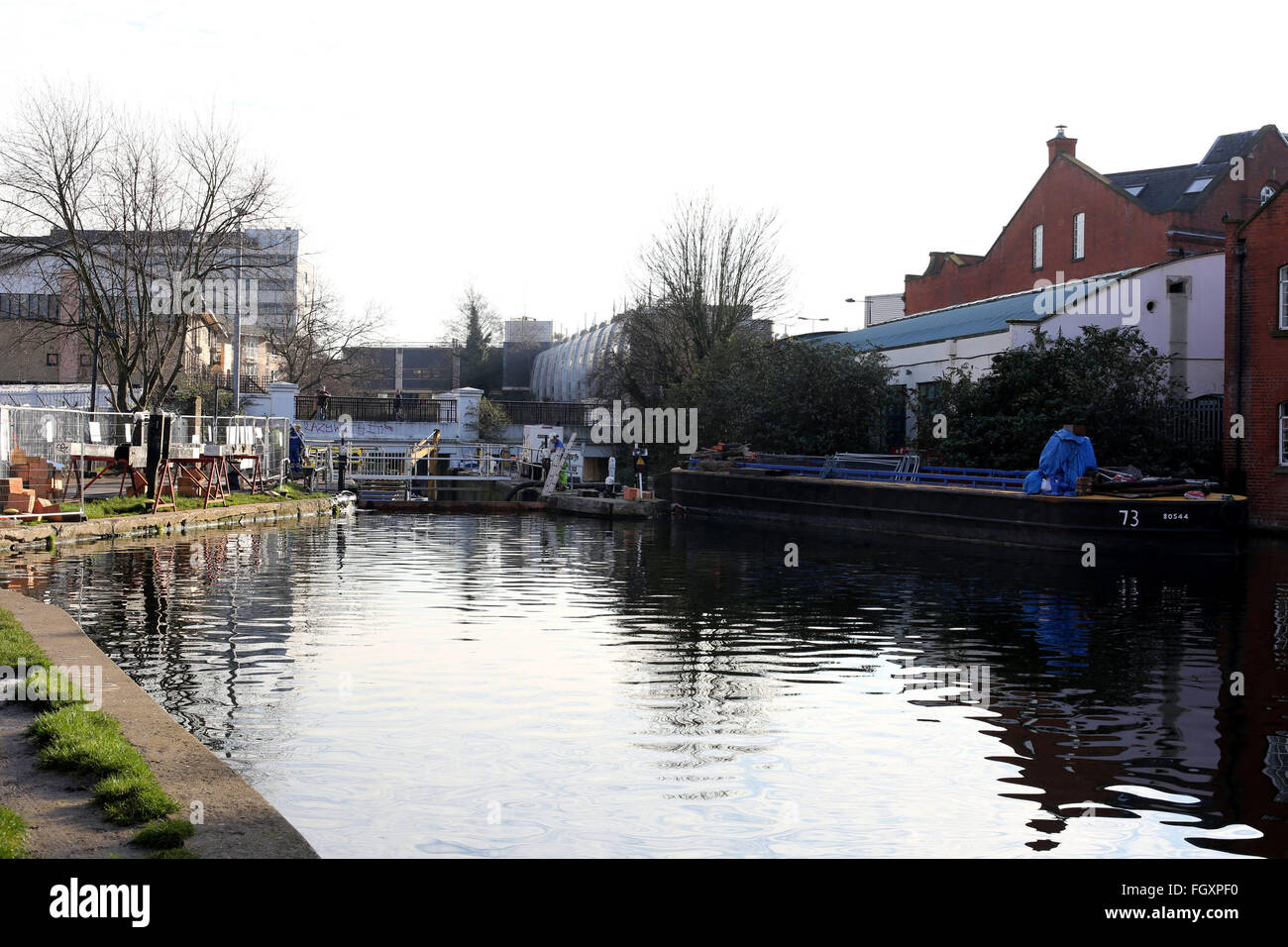 Camden Lock/Kentish Town Lock on the Regent's Canal in Camden The lock ...