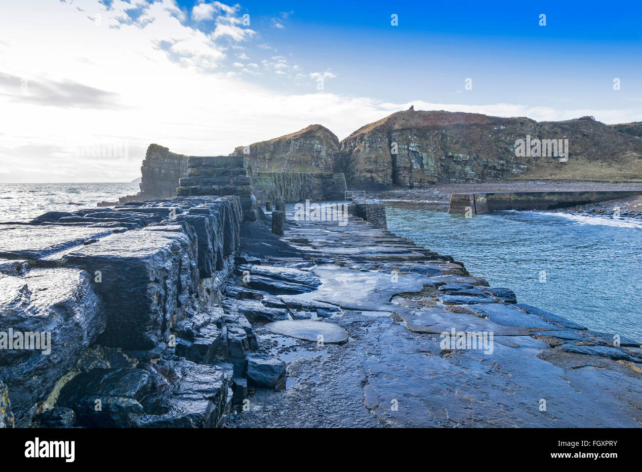 LATHERONWHEEL HARBOUR CAITHNESS SCOTLAND WINDSWEPT RUGGED HARBOUR AND ...