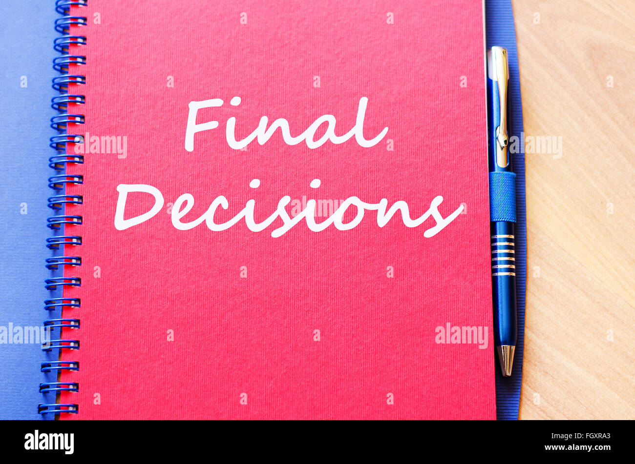 Make intelligent decisions hi-res stock photography and images - Alamy