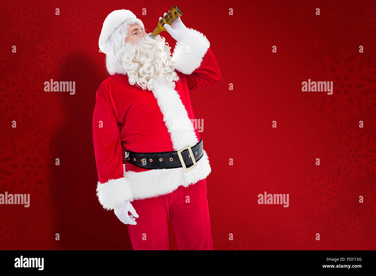 Father christmas drinking beer hi-res stock photography and images - Alamy