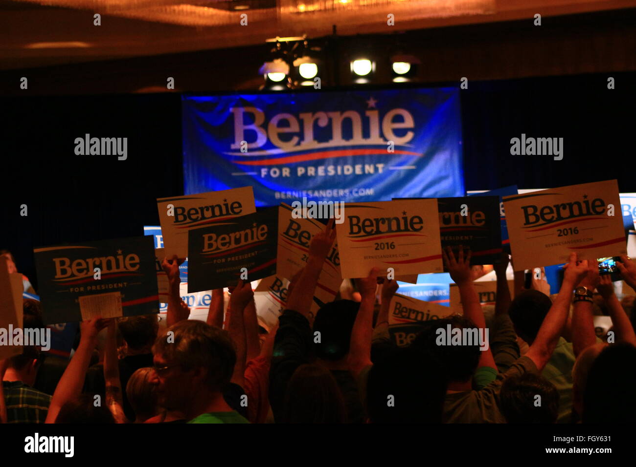 Welcome at podium hi-res stock photography and images - Alamy