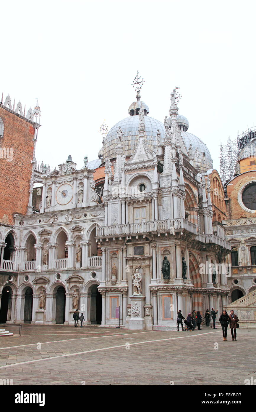 Foscari arch hi-res stock photography and images - Alamy