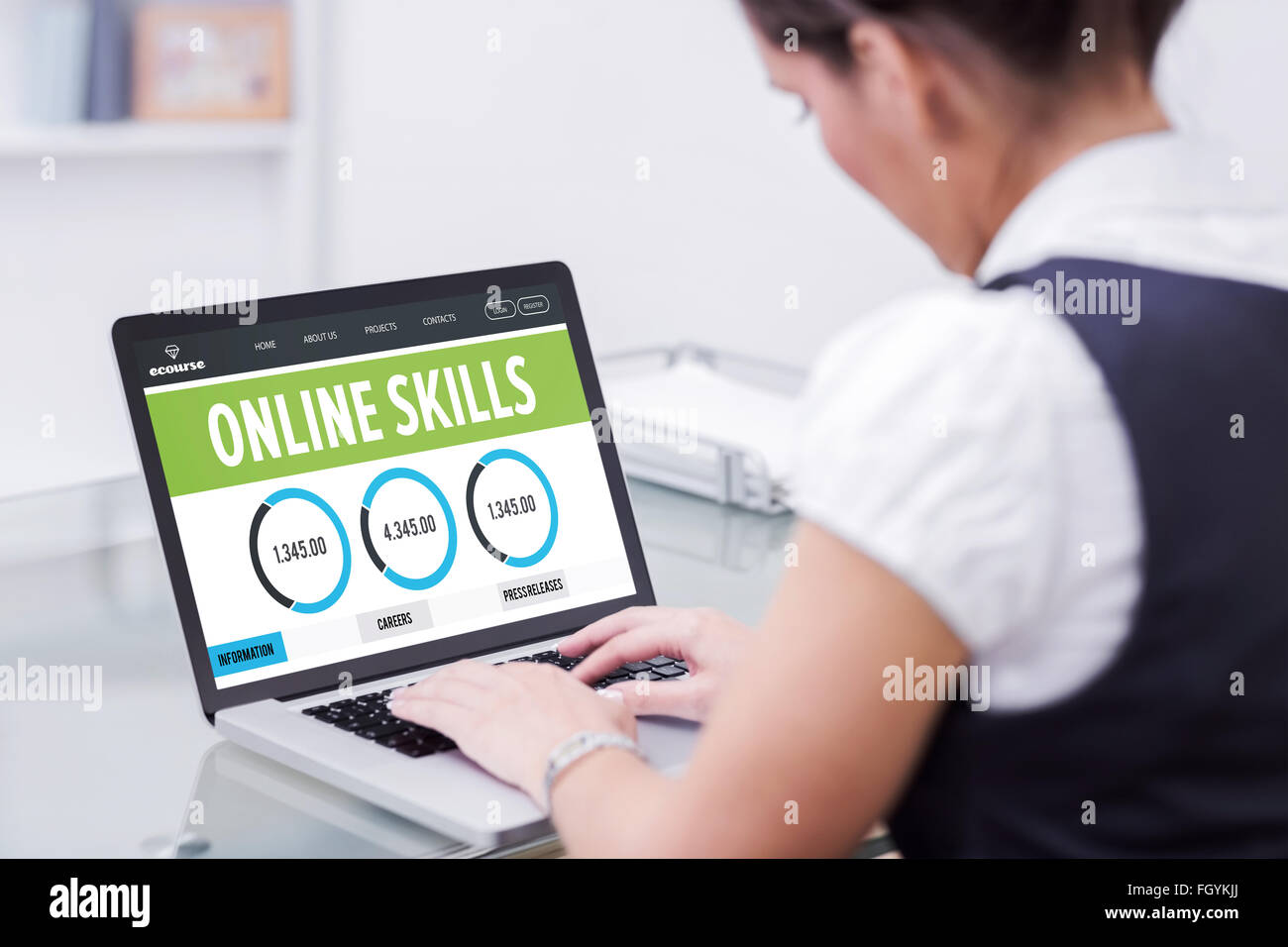 Online skills hi-res stock photography and images - Alamy