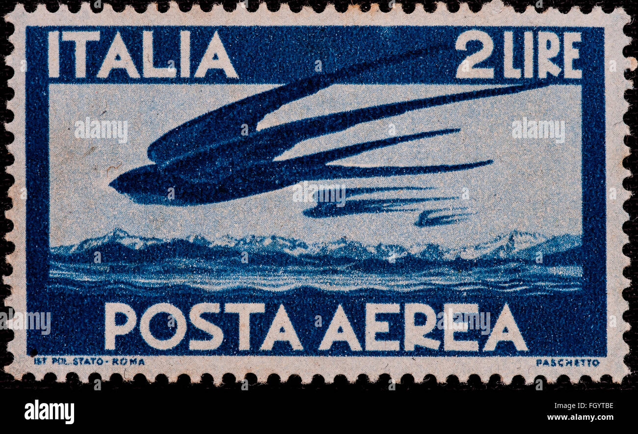 Old italian air mail postage hi-res stock photography and images - Alamy
