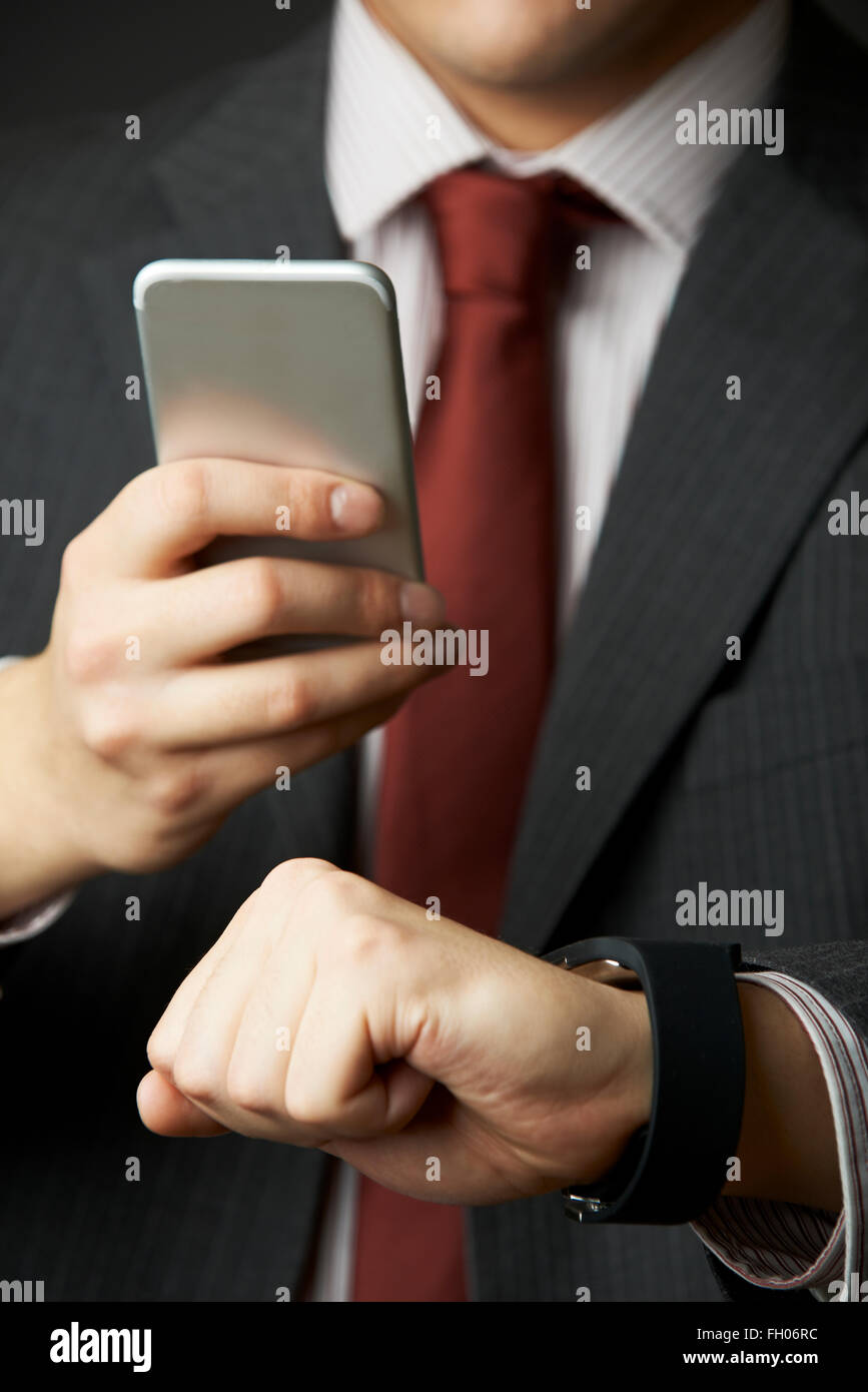 Synchronizing hi-res stock photography and images - Alamy