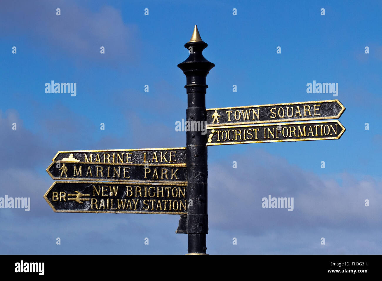 Brighton railway station sign hi-res stock photography and images - Alamy