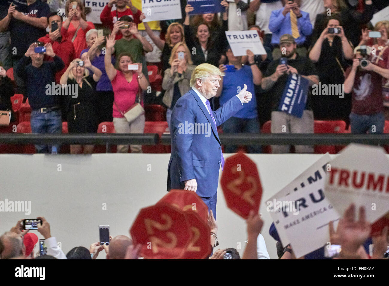 Las Vegas, Nevada, USA. 22nd February, 2016. Donald Trump campaigns for ...
