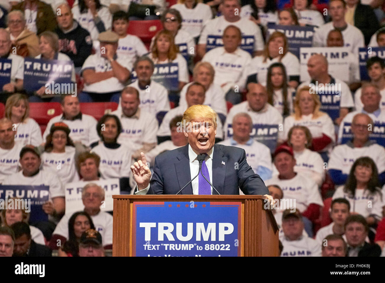 Las Vegas, Nevada, USA. 22nd February, 2016. Donald Trump campaigns for ...