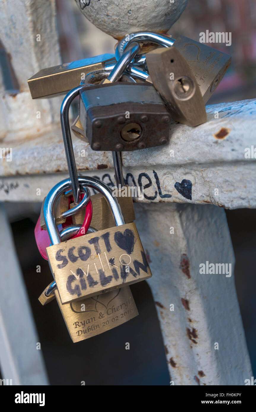 Penny lock hi-res stock photography and images - Alamy