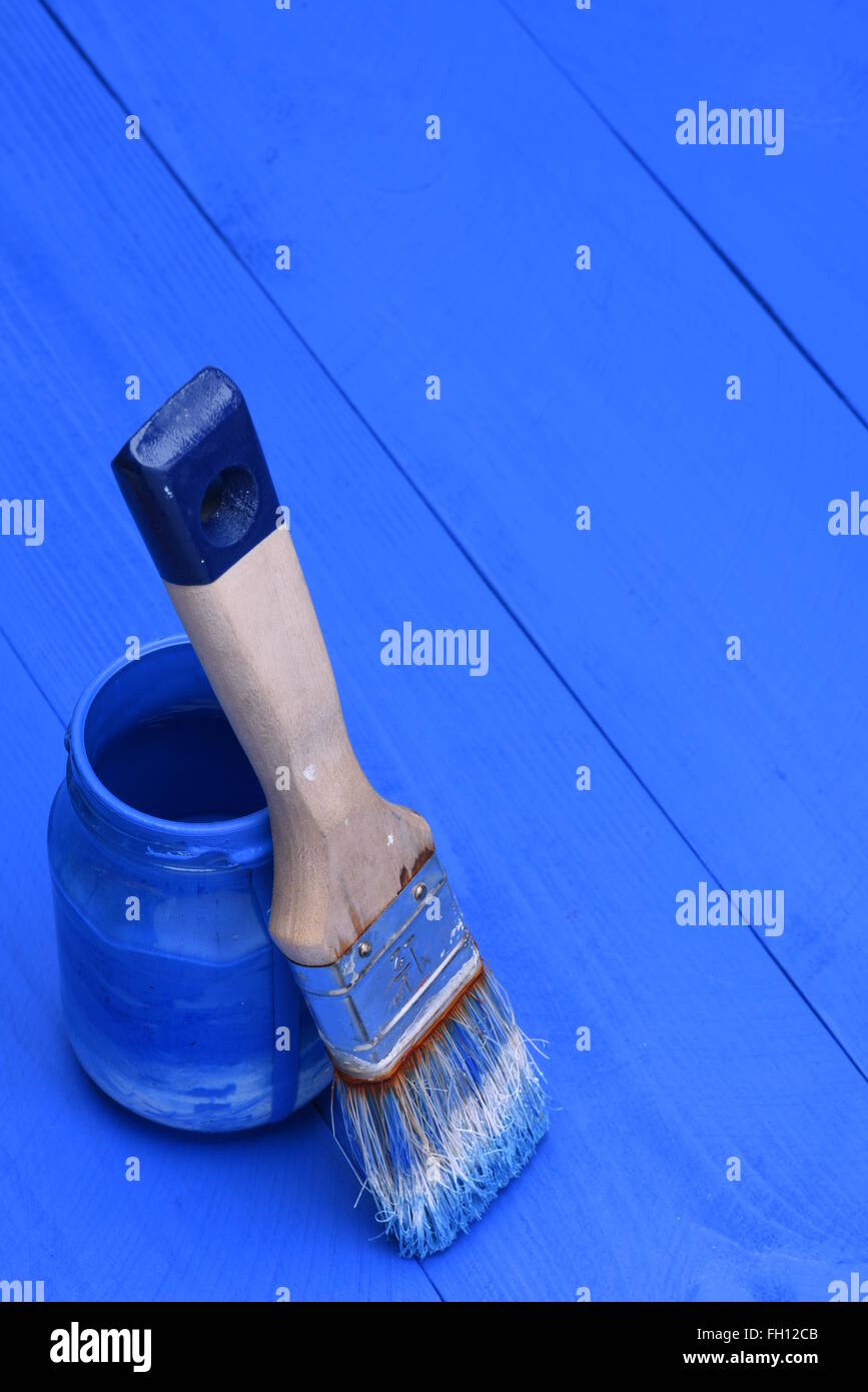 Blue paint in jar hi-res stock photography and images - Alamy