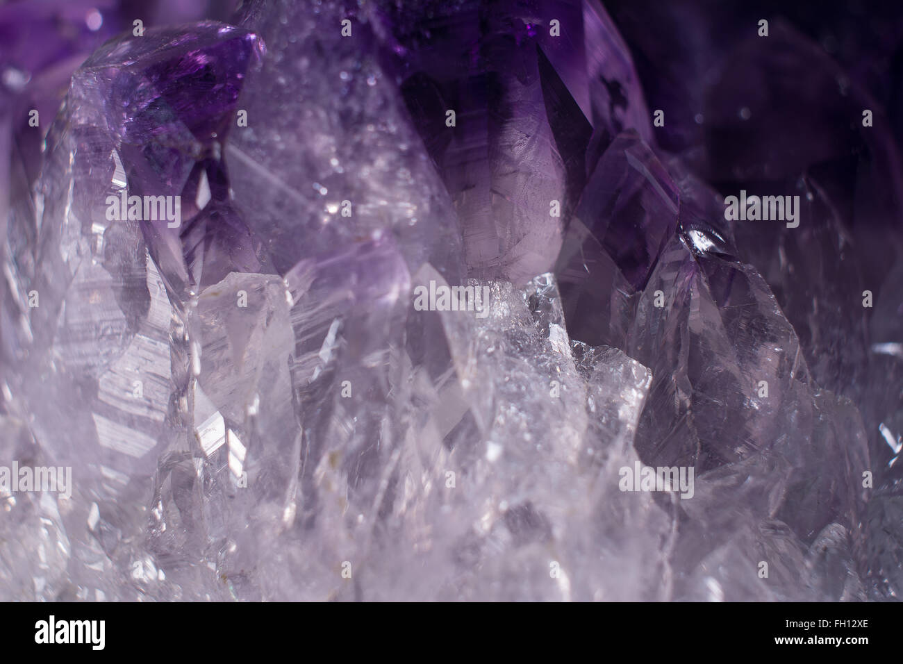 Amethyst texture hi-res stock photography and images - Alamy