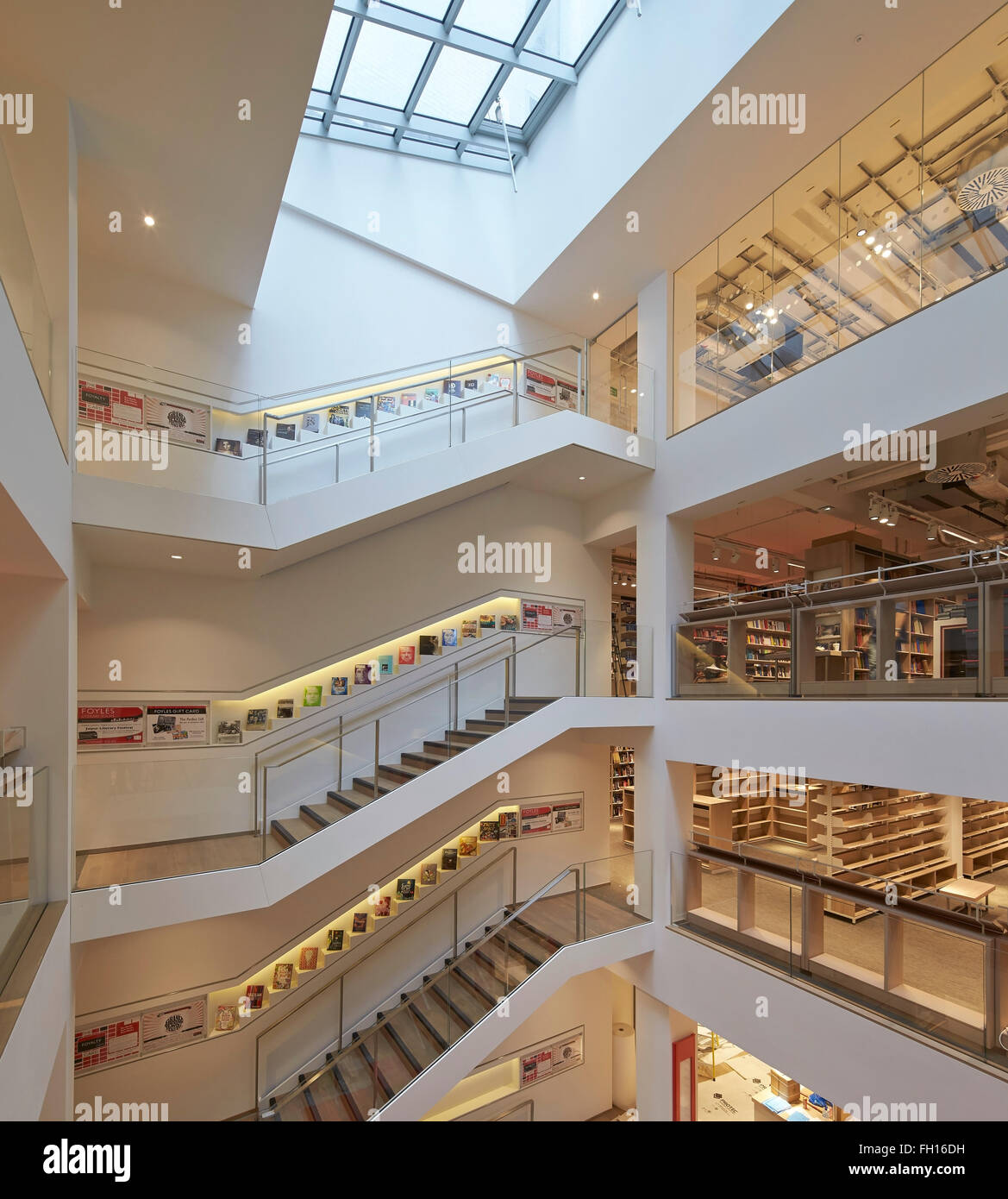 Central saint martins atrium hi-res stock photography and images - Alamy