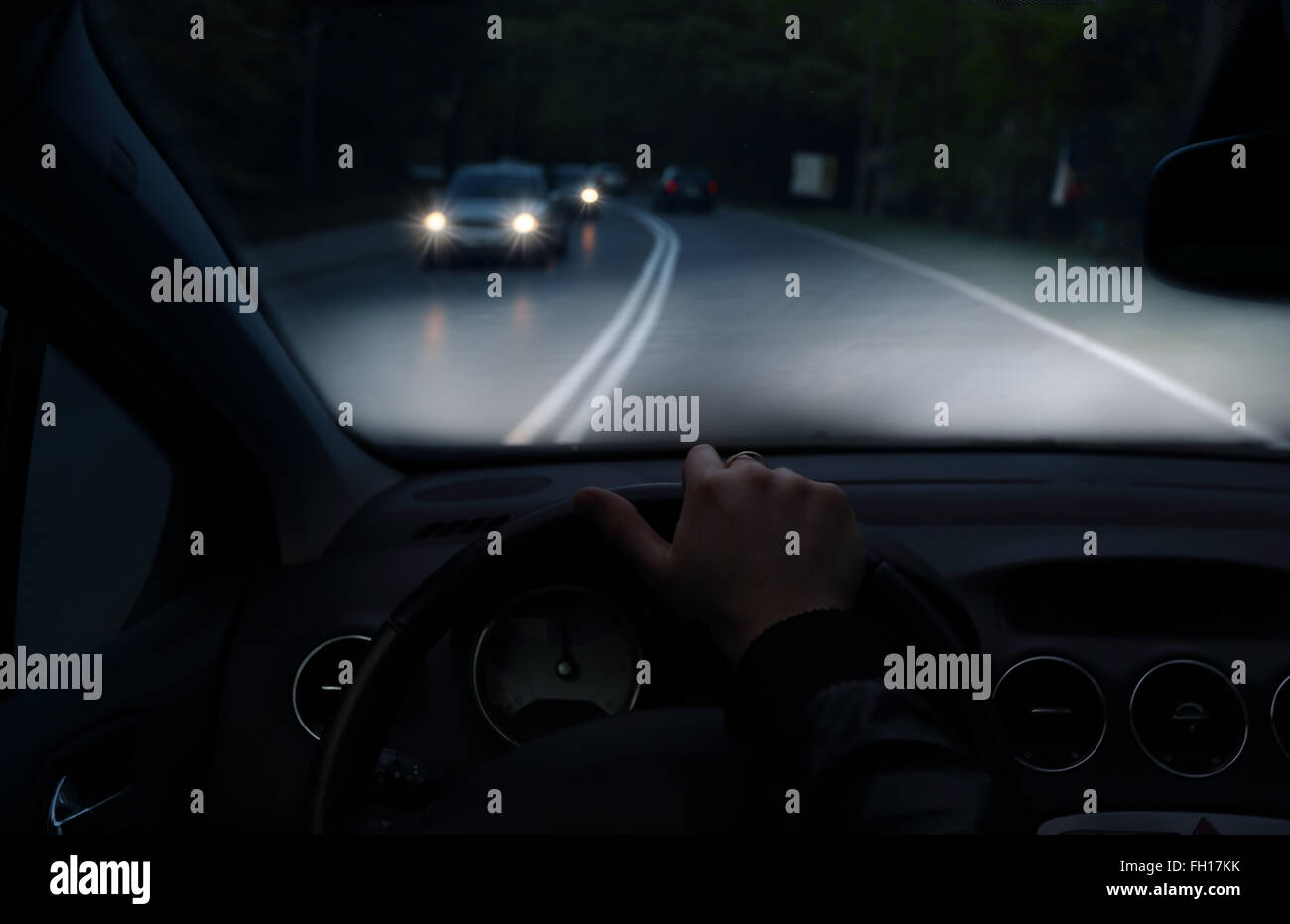 Car trees headlights hi-res stock photography and images - Alamy
