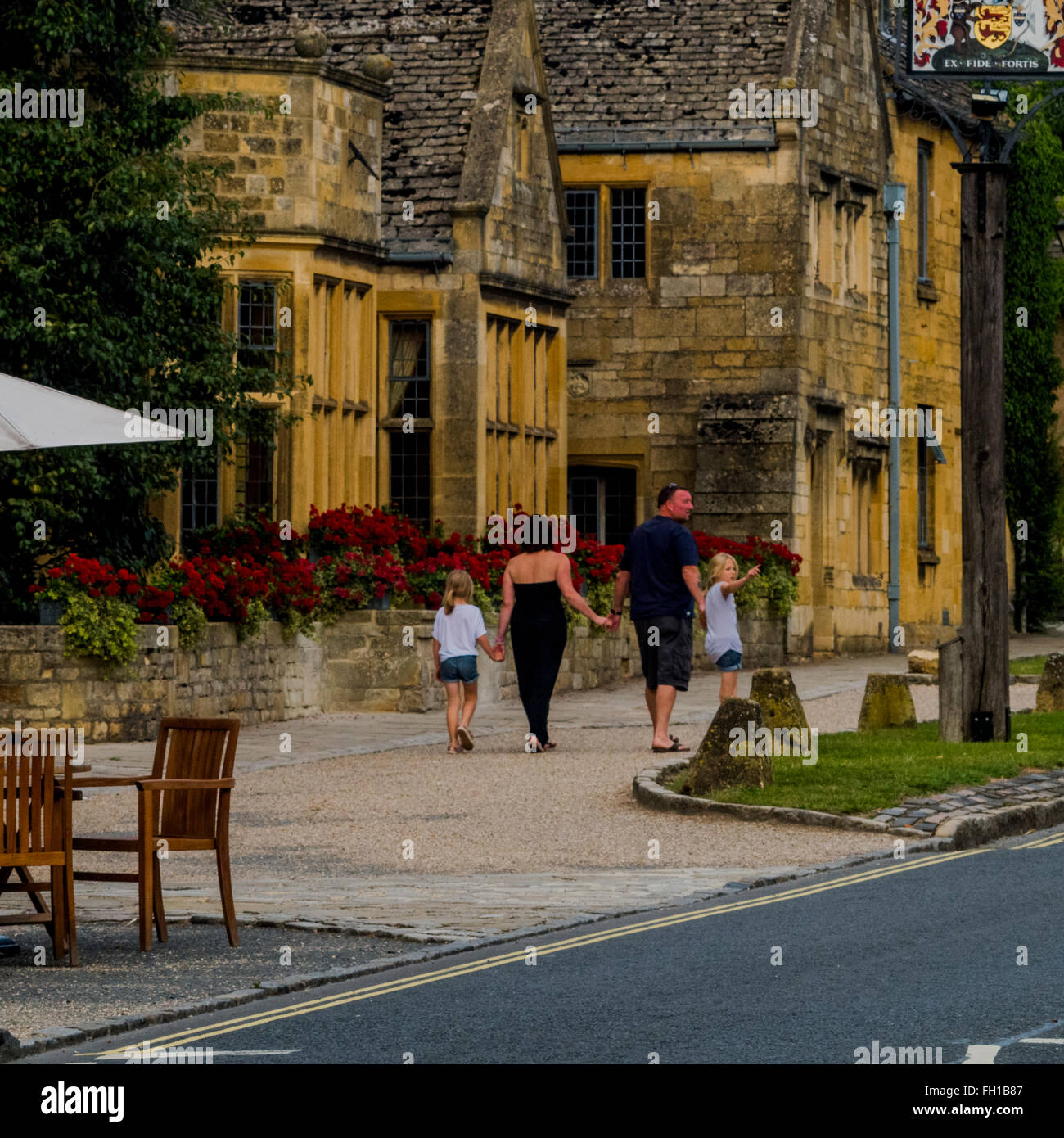 Estate vllage hi-res stock photography and images - Alamy