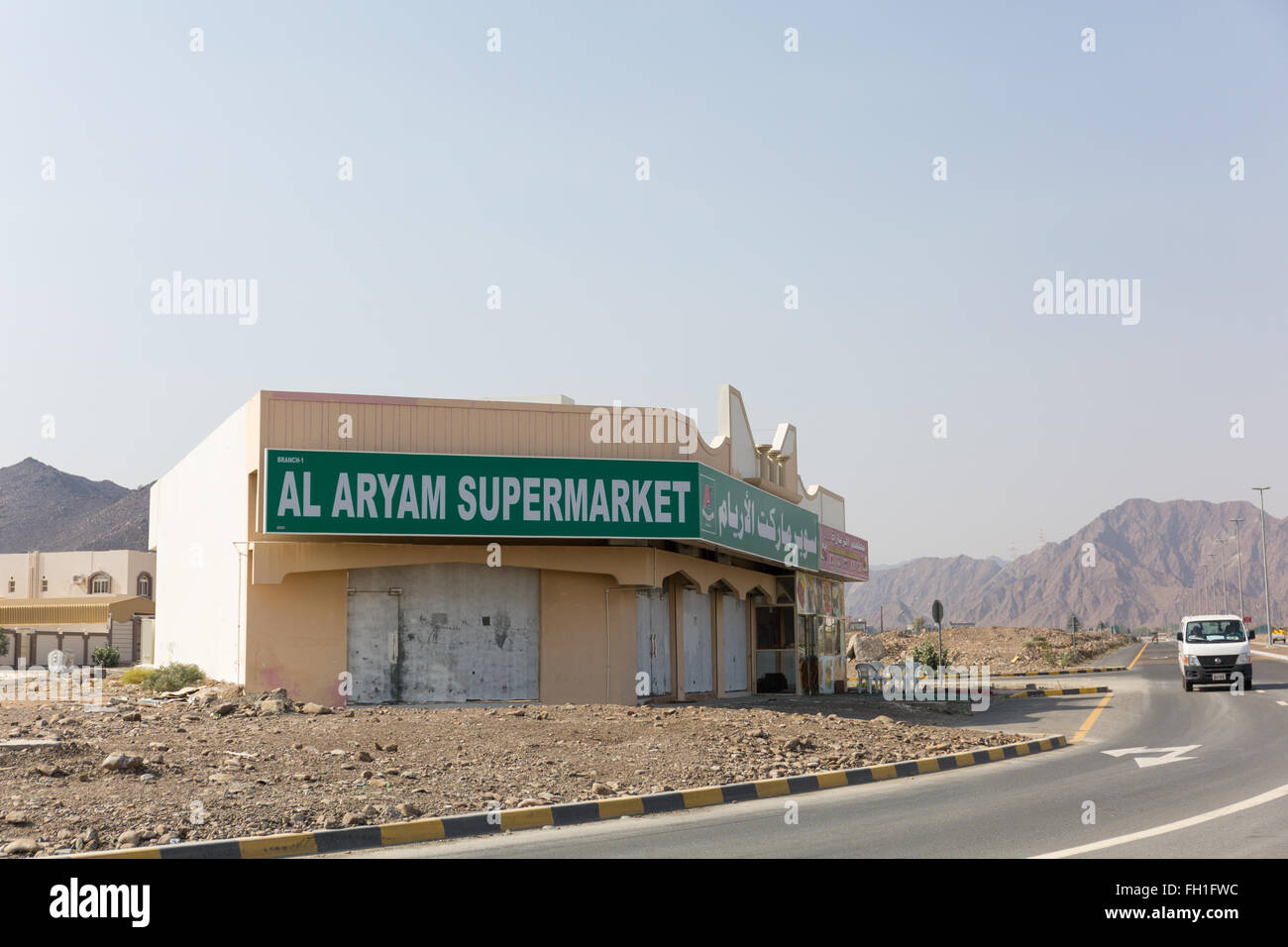 Food In Supermarket Uae High Resolution Stock Photography and Images ...