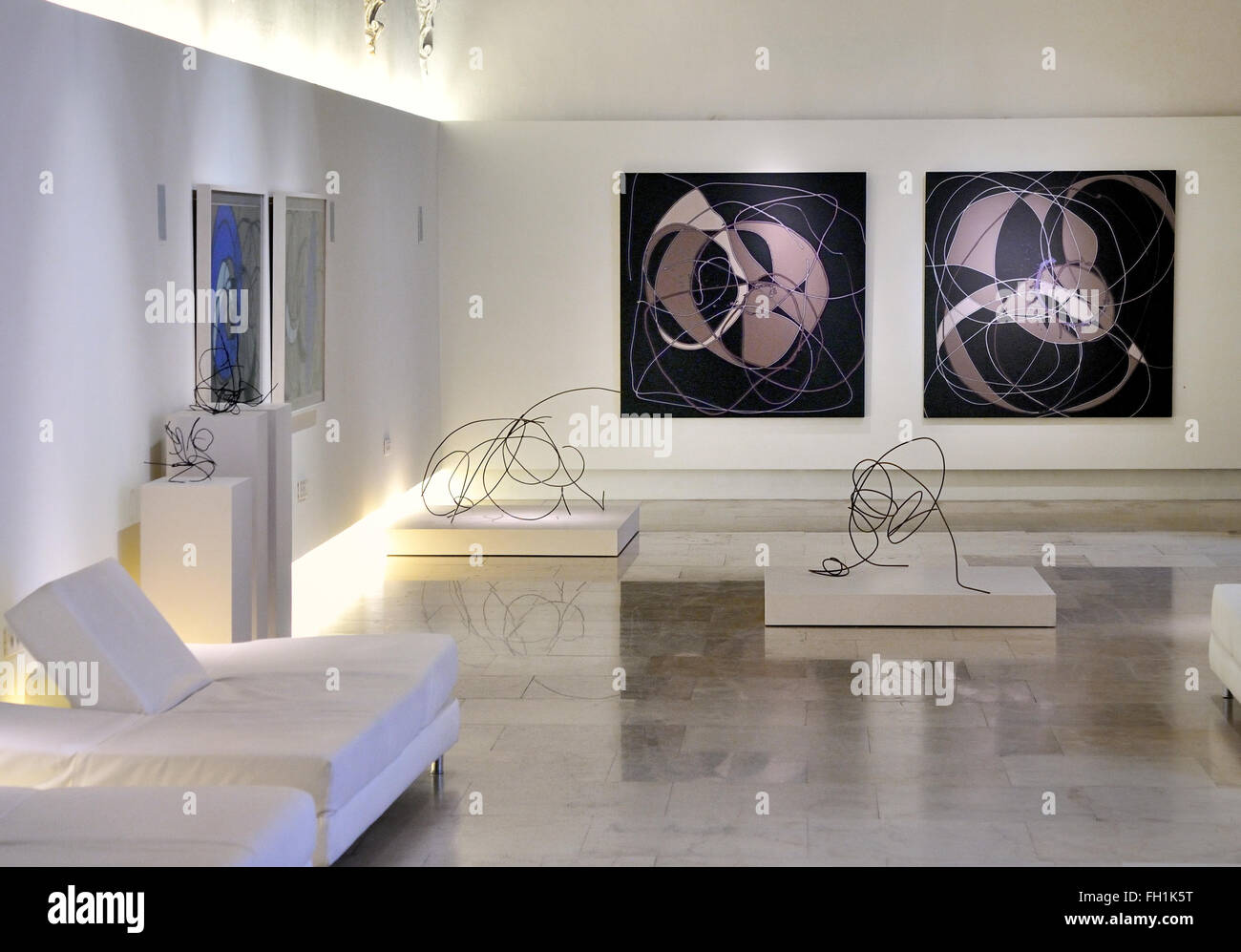 Mallorca art gallery Stock Photo - Alamy