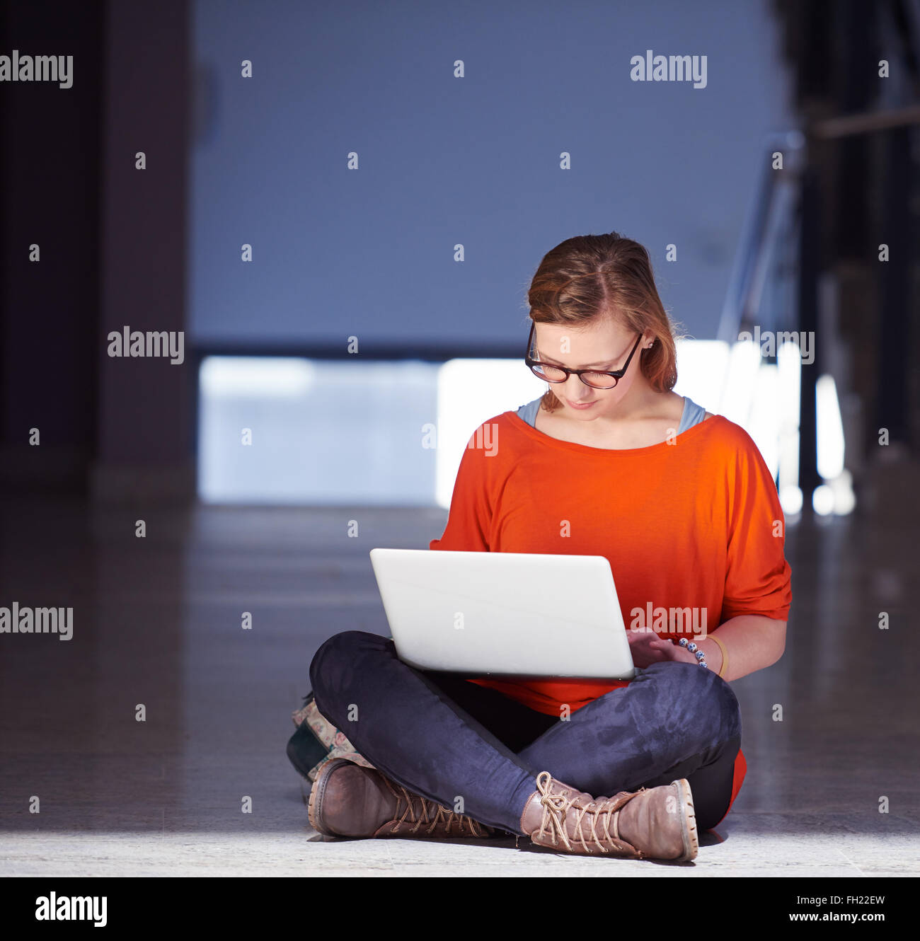 student girl with laptop computer Stock Photo - Alamy