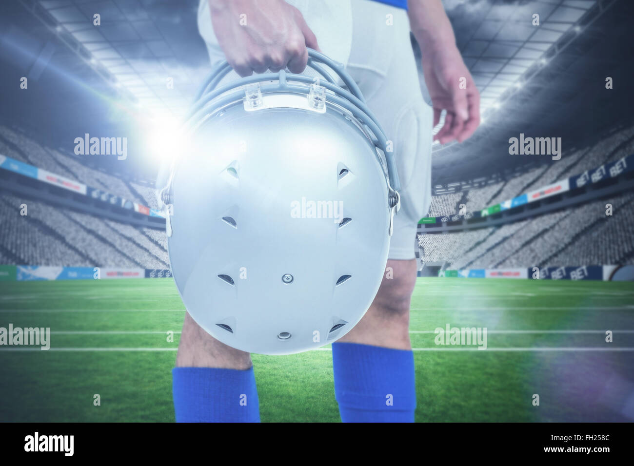 Handing holding hi-res stock photography and images - Alamy