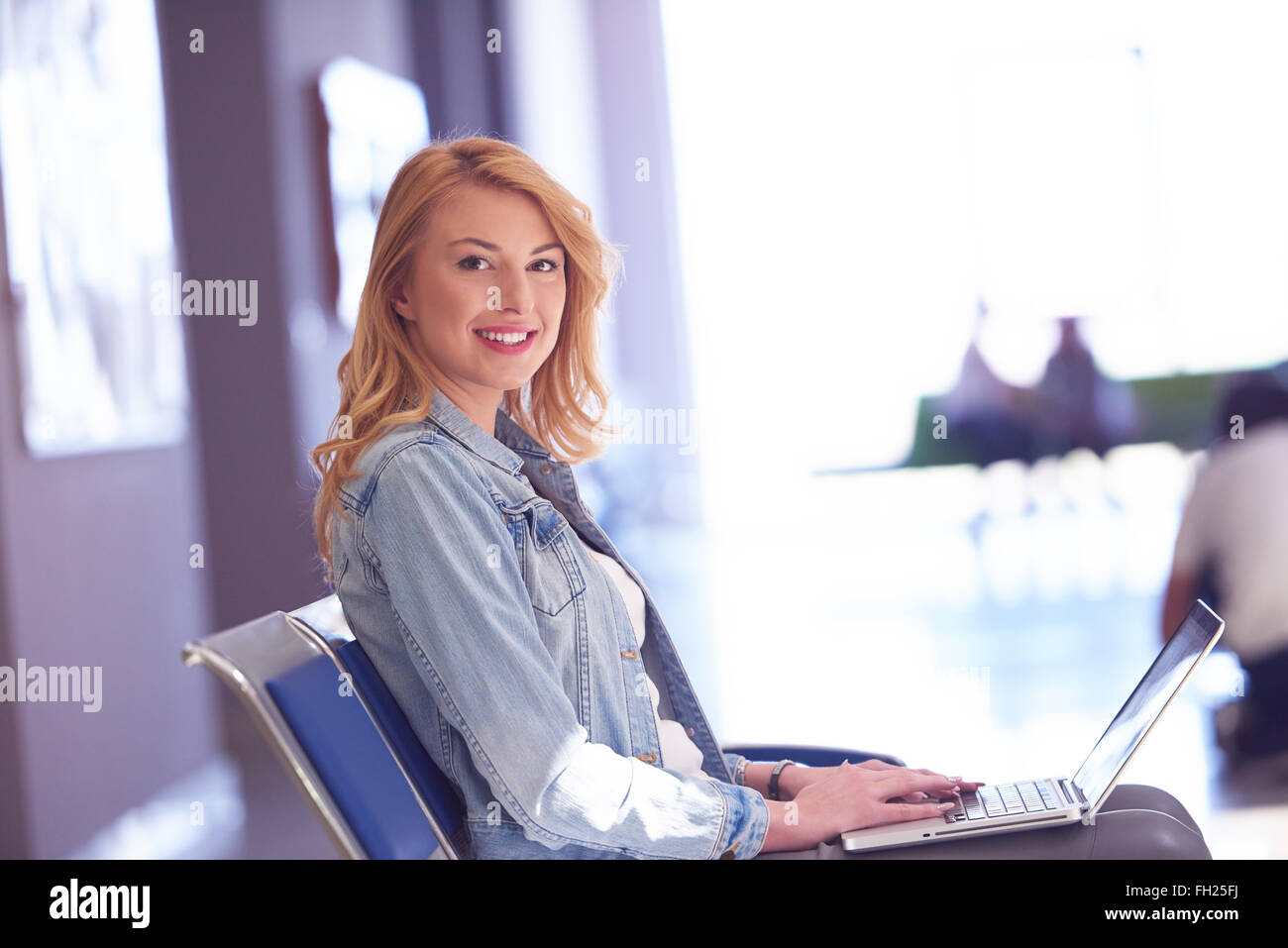 student girl with laptop computer Stock Photo - Alamy
