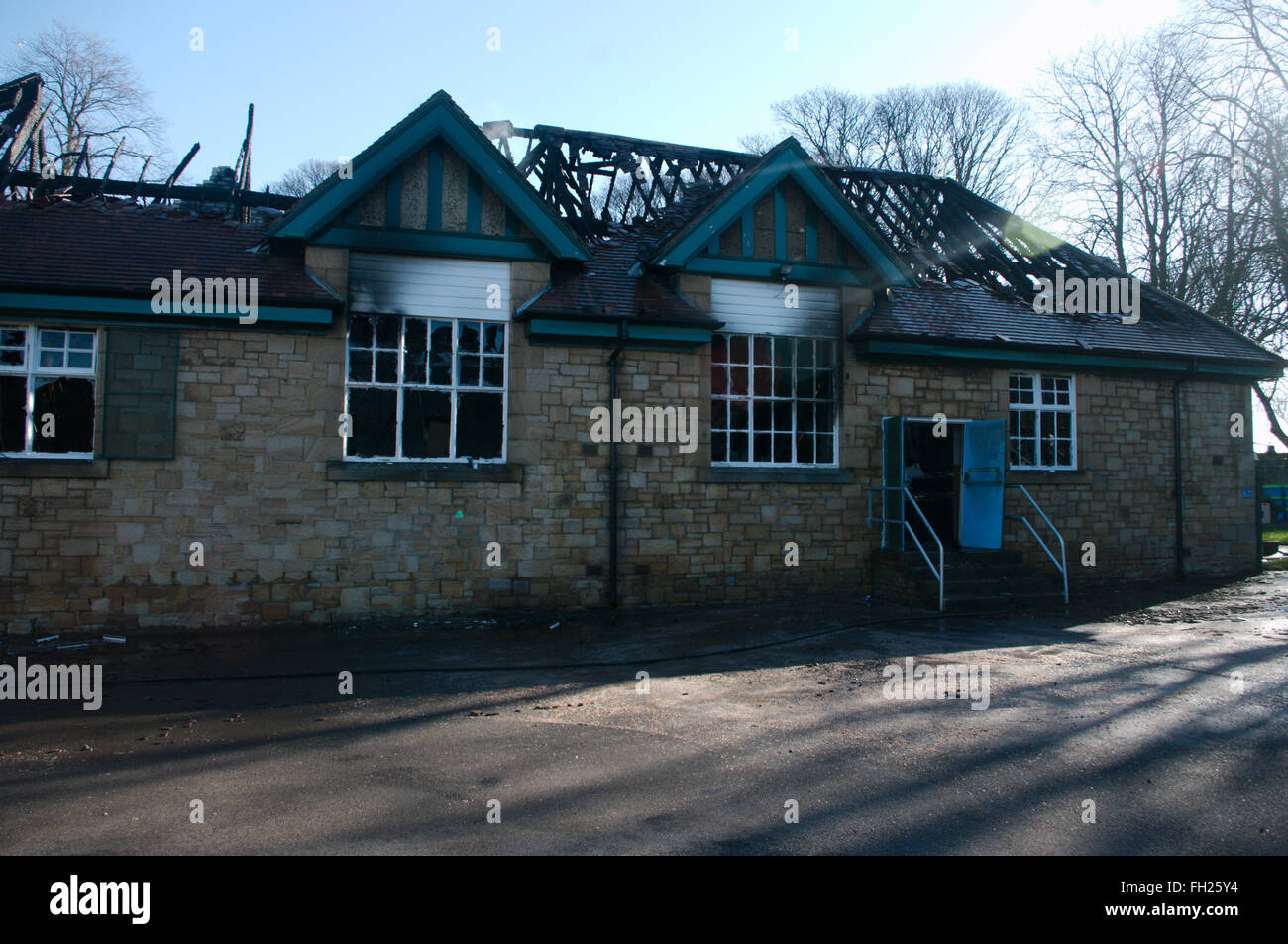 100 year old church hi-res stock photography and images - Alamy