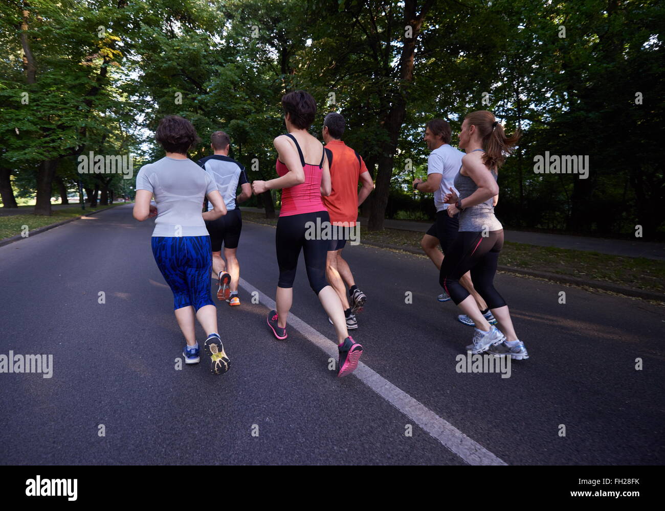 people group jogging Stock Photo - Alamy