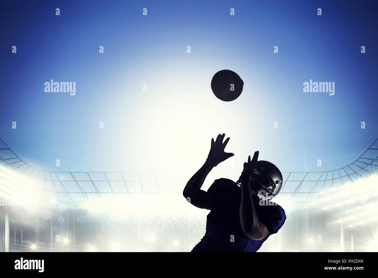 Football silhouette catching hi-res stock photography and images - Alamy