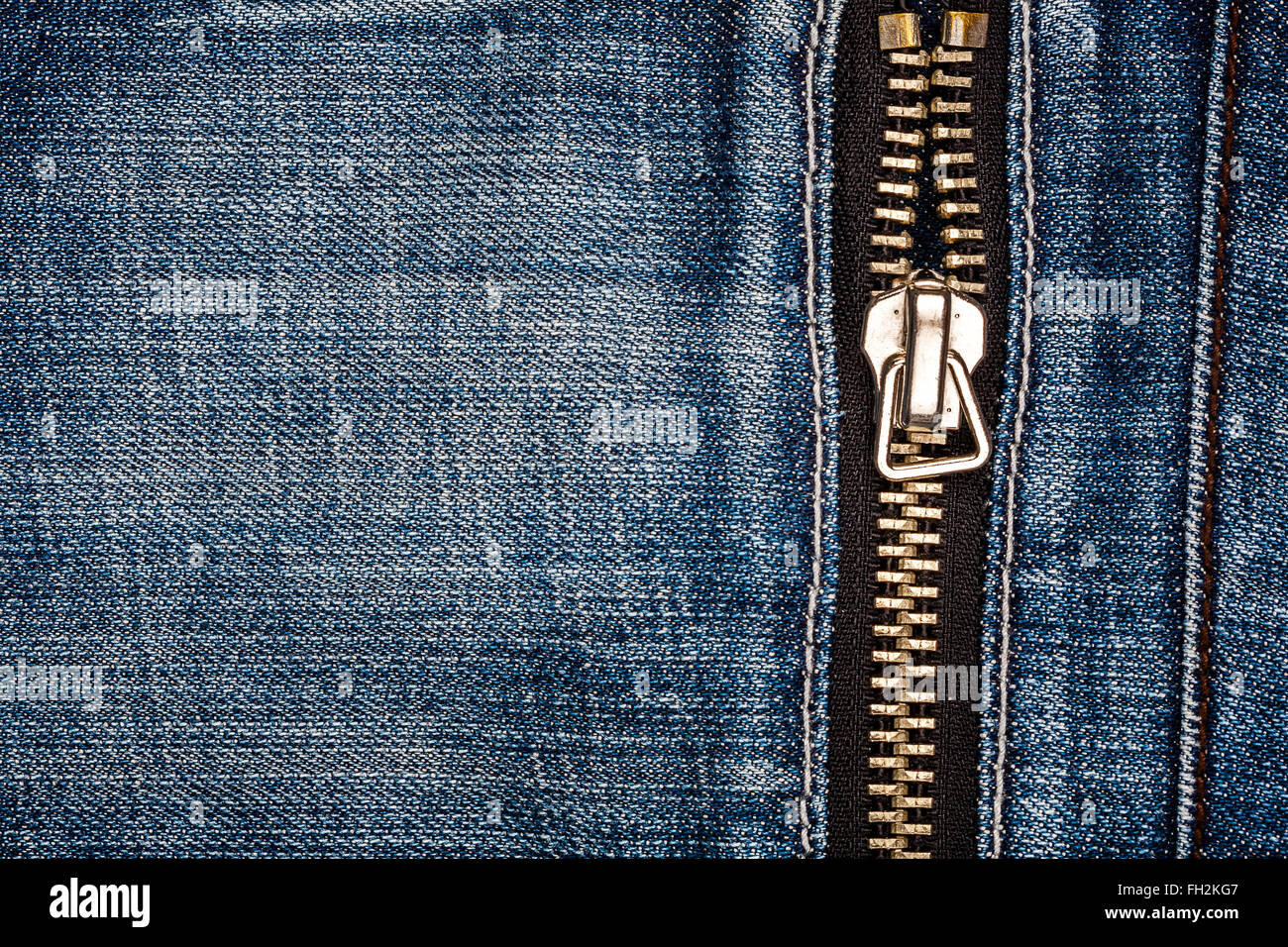 Jeans button and zipper hi-res stock photography and images - Alamy