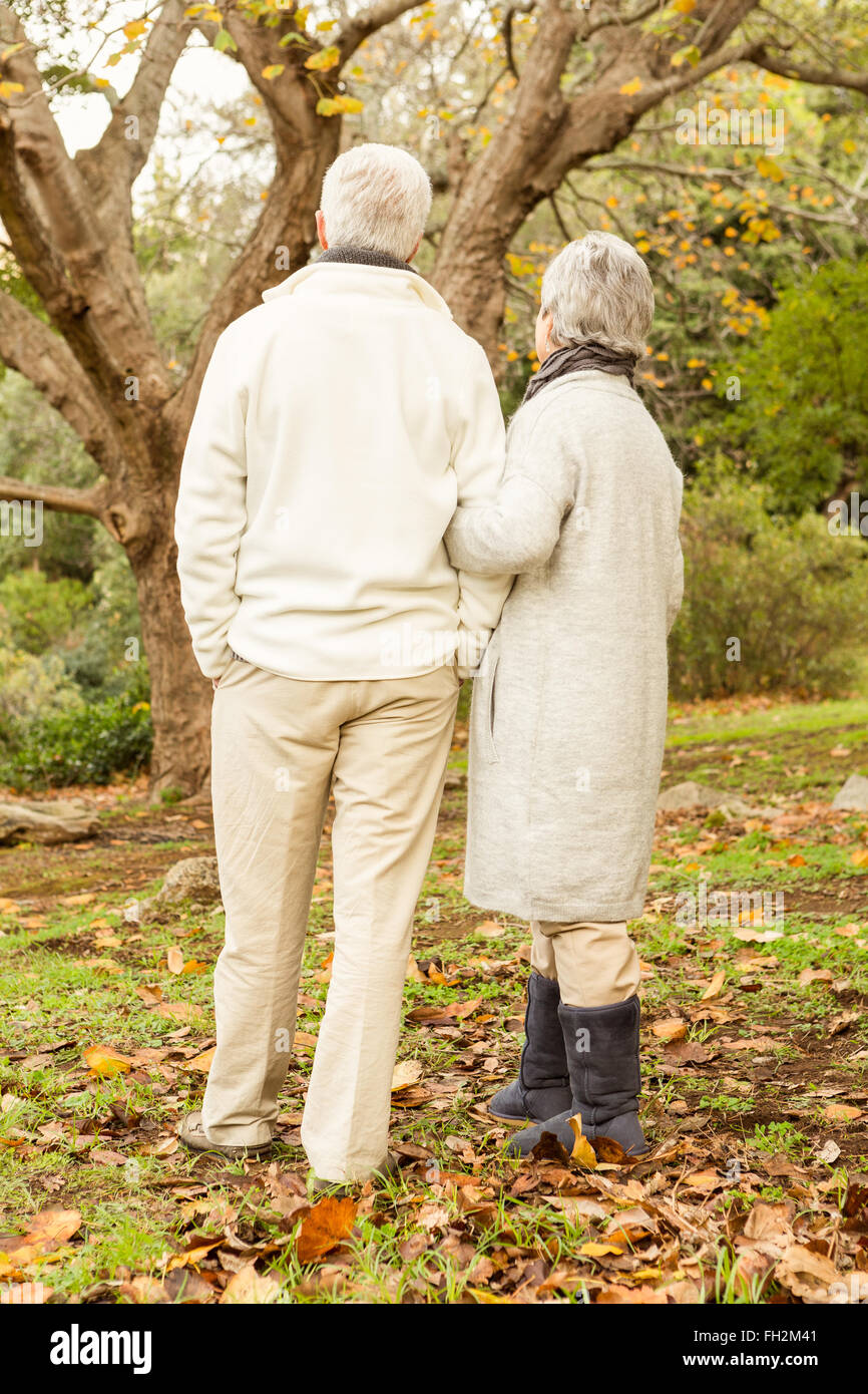 Linking arms and couple hi-res stock photography and images - Alamy