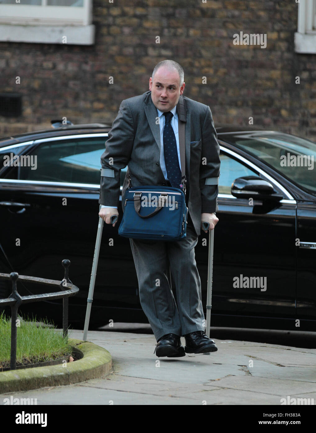 Robert halfon hi-res stock photography and images - Alamy